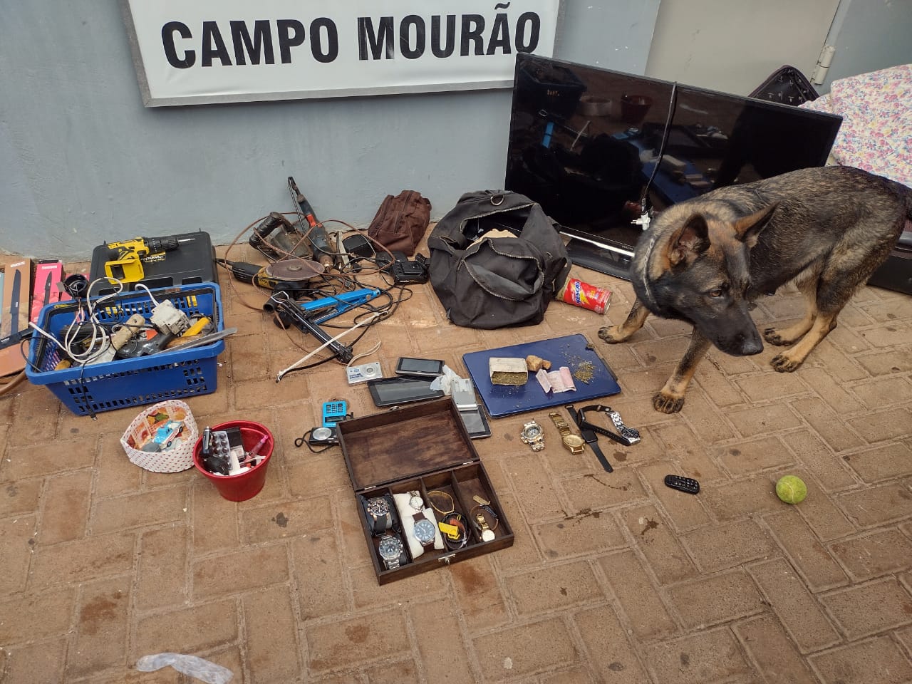 Polícia Civil acaba com Polícia Civil acaba com